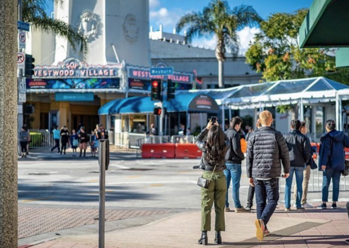 8 Most Walkable Neighborhoods in Los Angeles - LA Digs