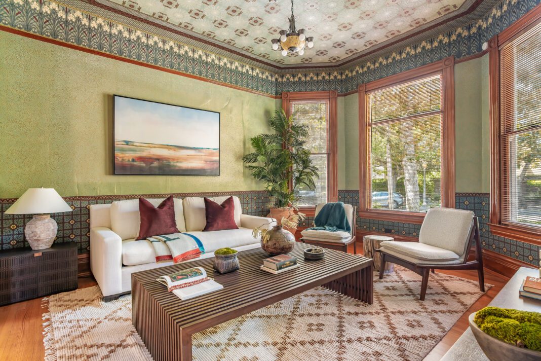 A Rare Landmark Victorian Home is For Sale in Pasadena - LA Digs