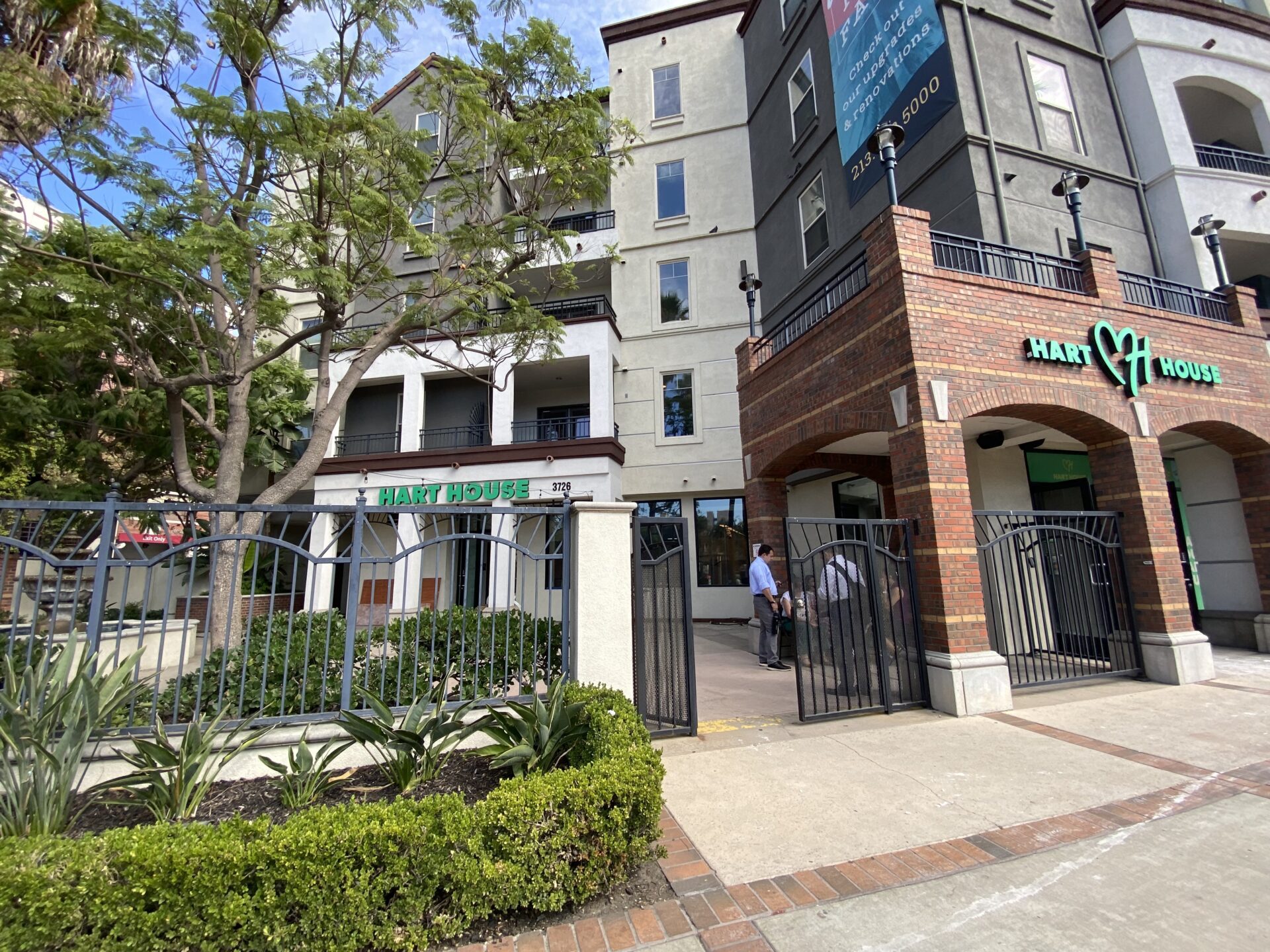 Dutch Bros Opens First Los Angeles Location Near USC and Exposition ...